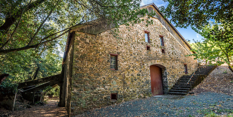 Legacy in Flux: The Louis M. Martini Winery Through Time - Kelli White ...